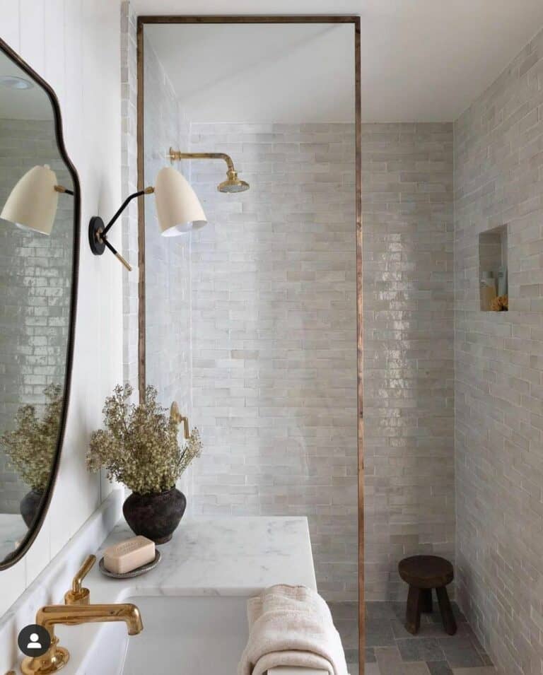 21 Small Walk-in Shower Tile Ideas You Need to Try