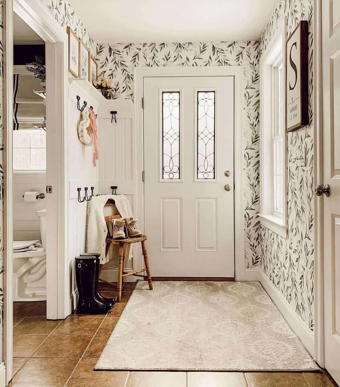 29 Farmhouse Baseboards and Trim Ideas to Tie It All Together