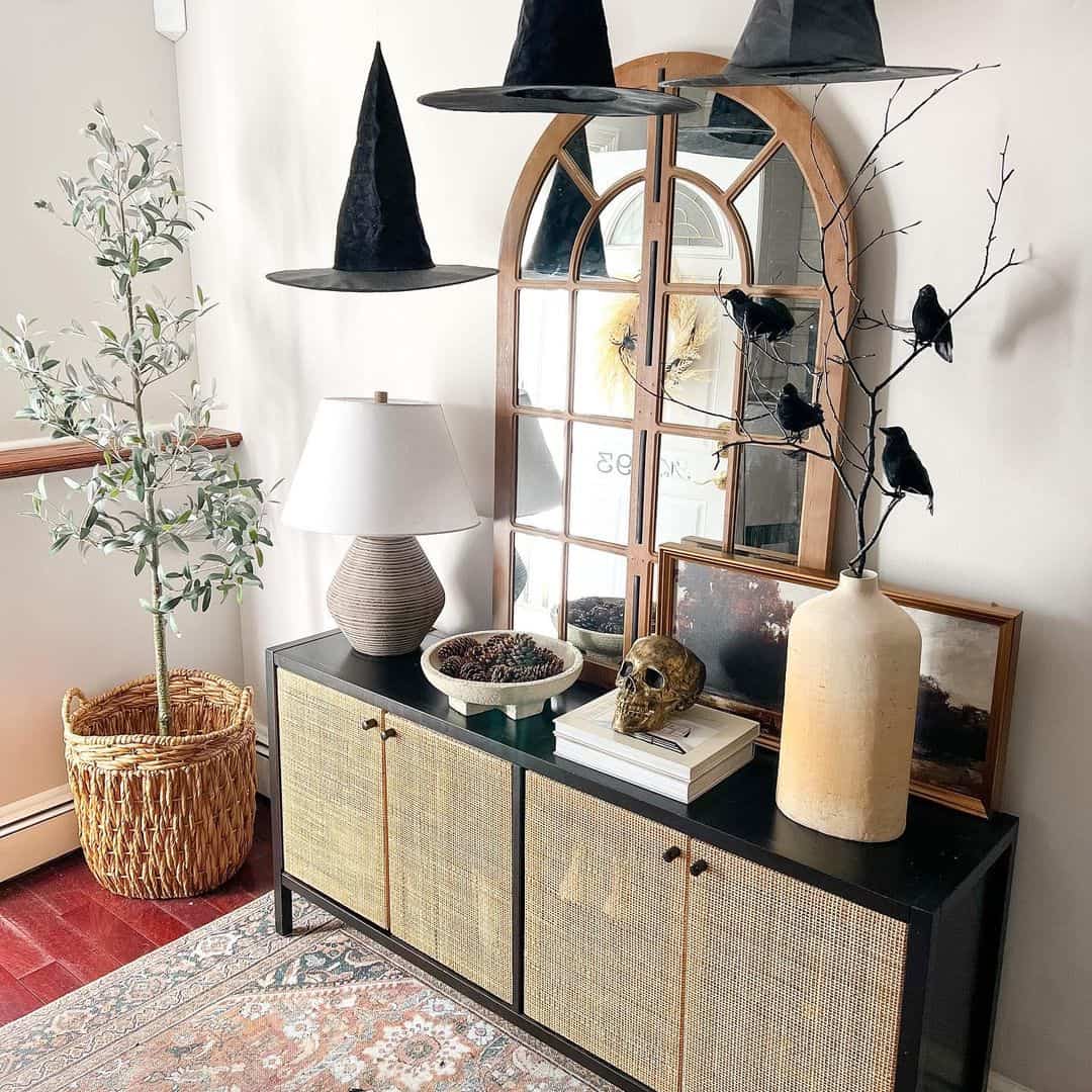 37 Crow Halloween Decor Inspirations for Fall