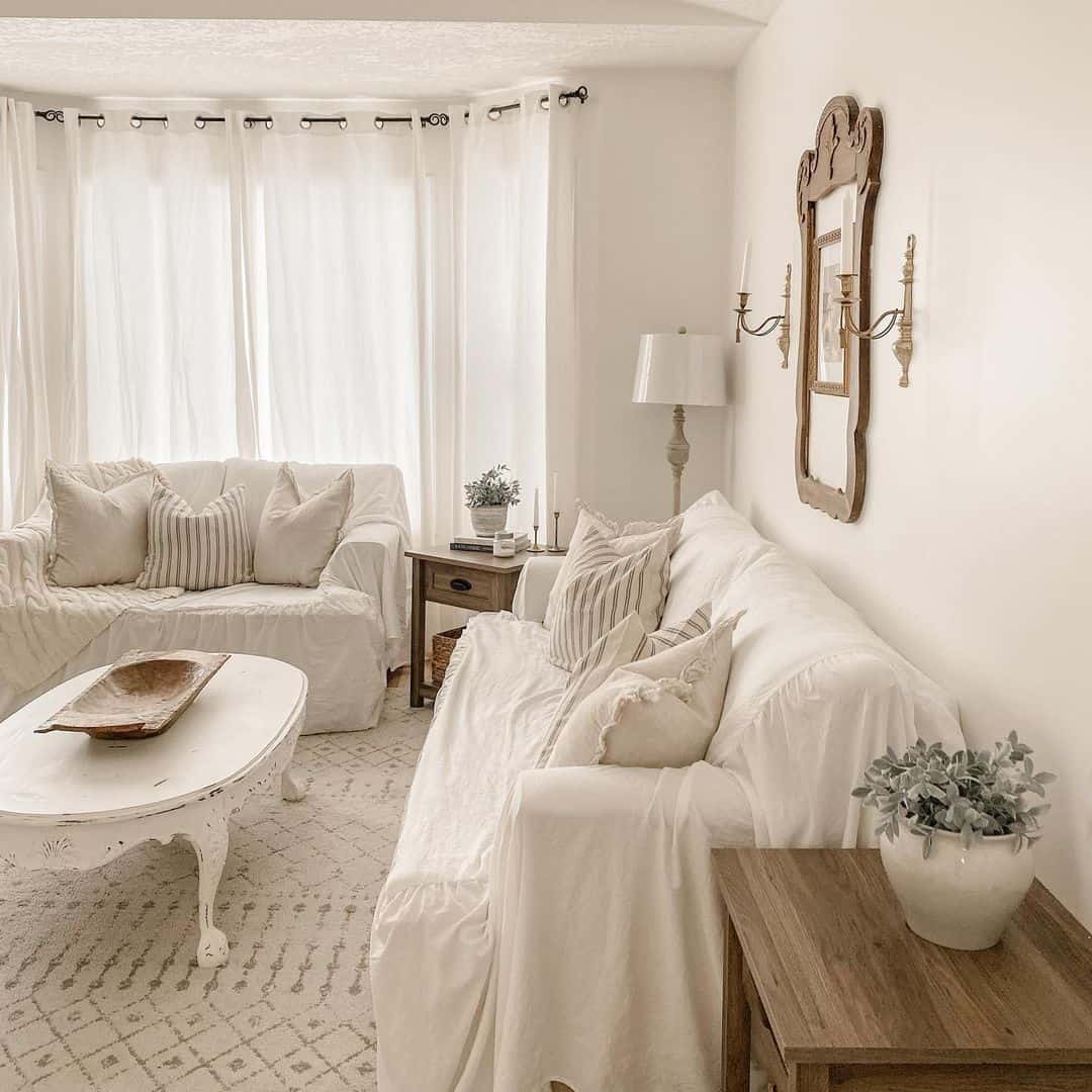 Rustic Cottage With Neutral White Décor - Soul & Lane