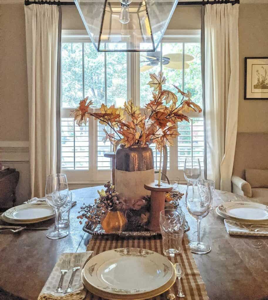 29 Ways to Welcome the Season with Fall Table Décor