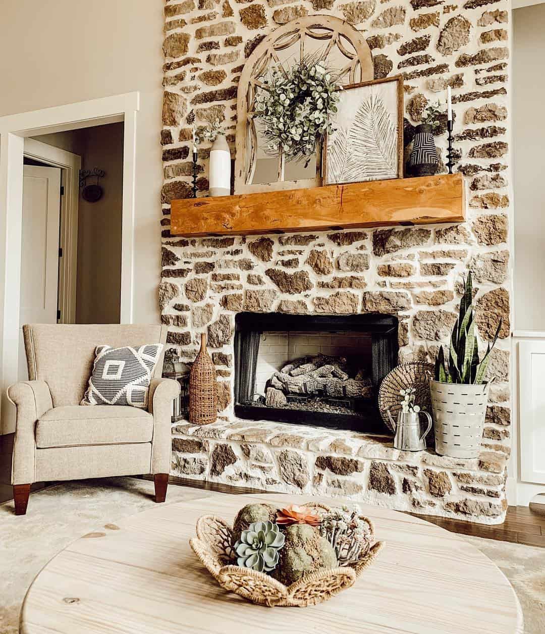 29 Fireplace Seating Ideas for the Ultimate Relaxing Space