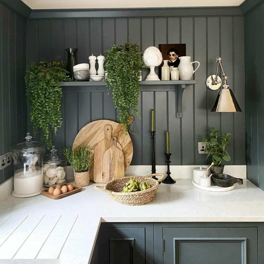 30 Elegant Kitchen Shelf Décor Ideas for a Farmhouse Look