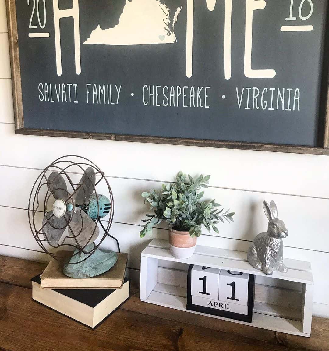 30 Gorgeous Office Décor Ideas You’ll Enjoy Working from Home In