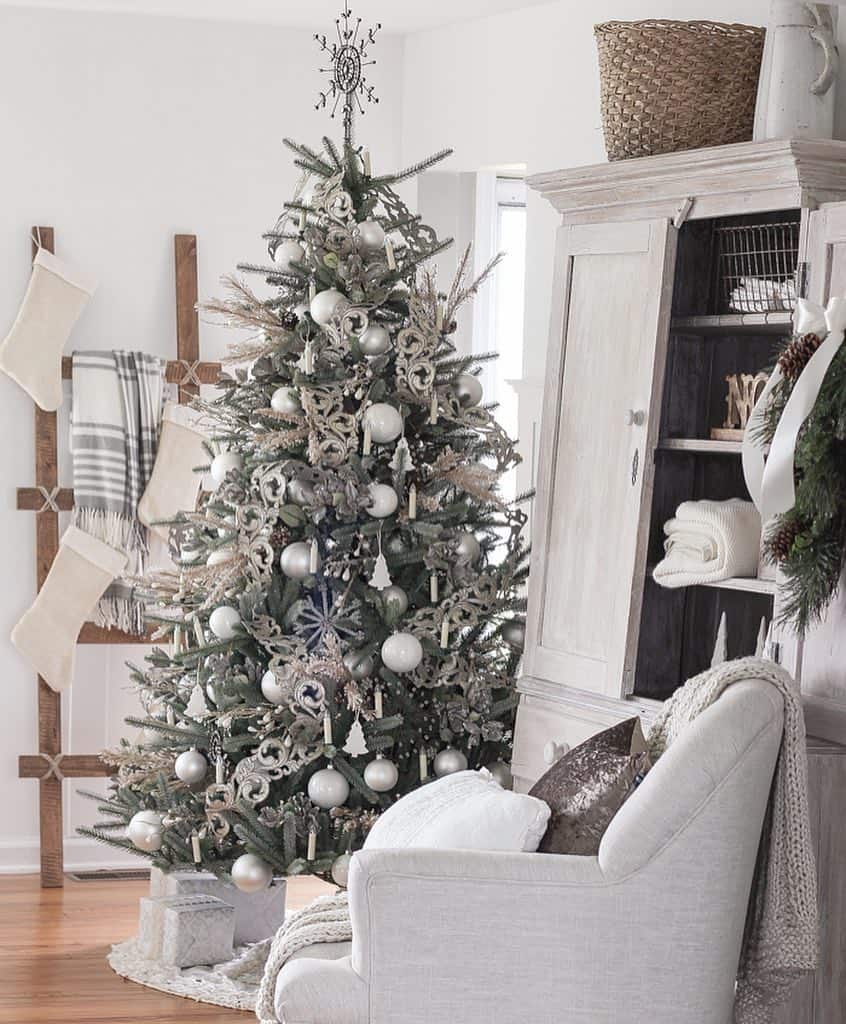 Winter Holiday Living Room Corner - Soul & Lane