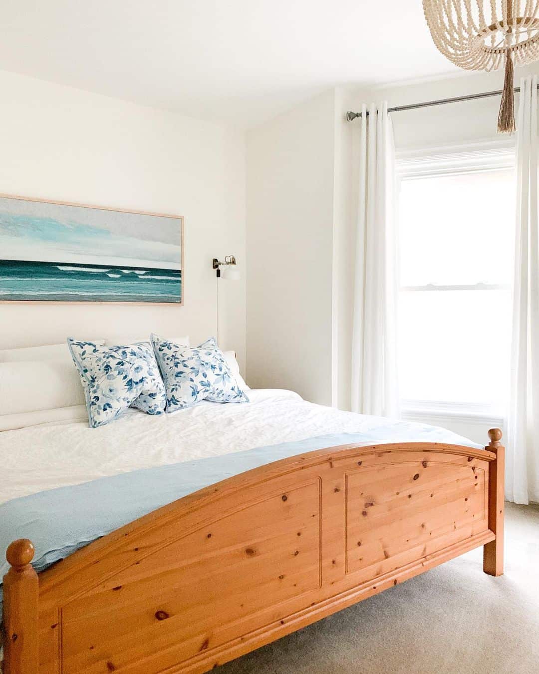 26 Coastal Farmhouse Bedrooms to Inspire a Beachy Refresh