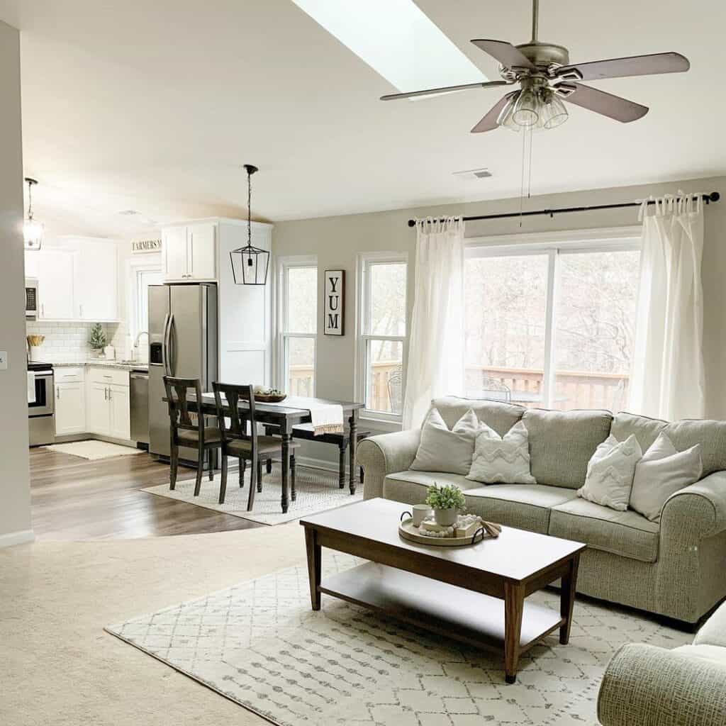 Curved Carpet in Open-concept Living Room - Soul & Lane