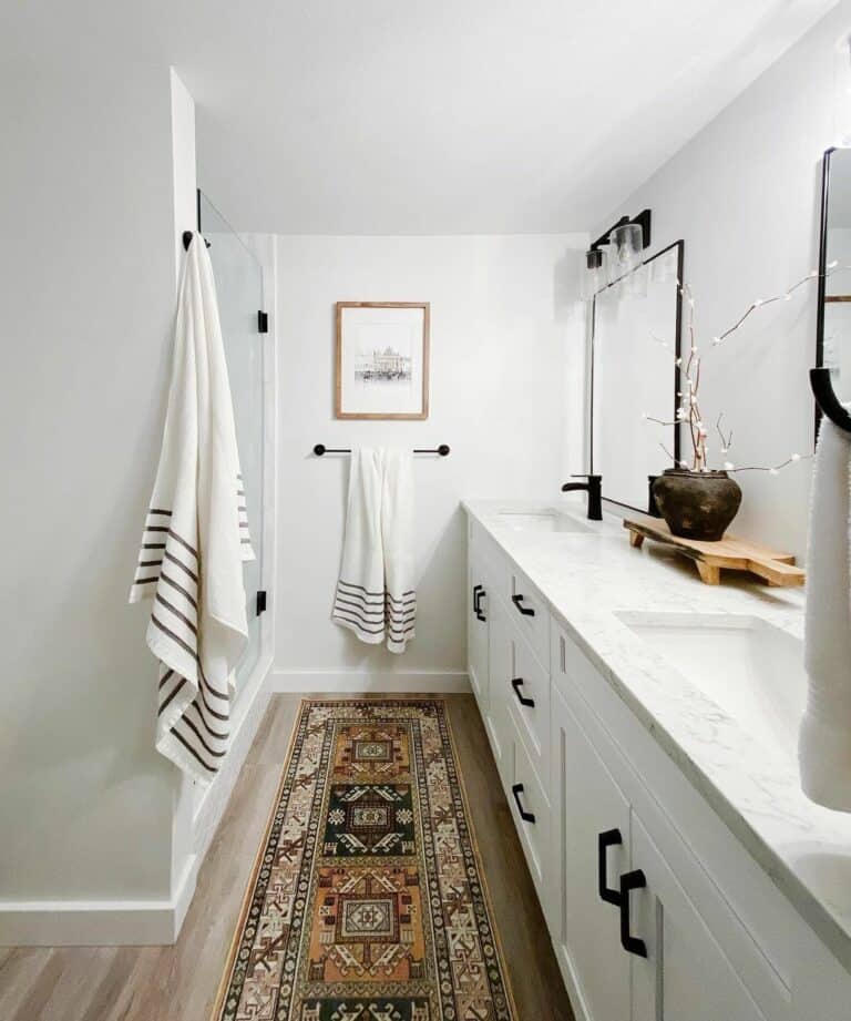Farmhouse Master Bathroom With Bold Floor Runner - Soul & Lane