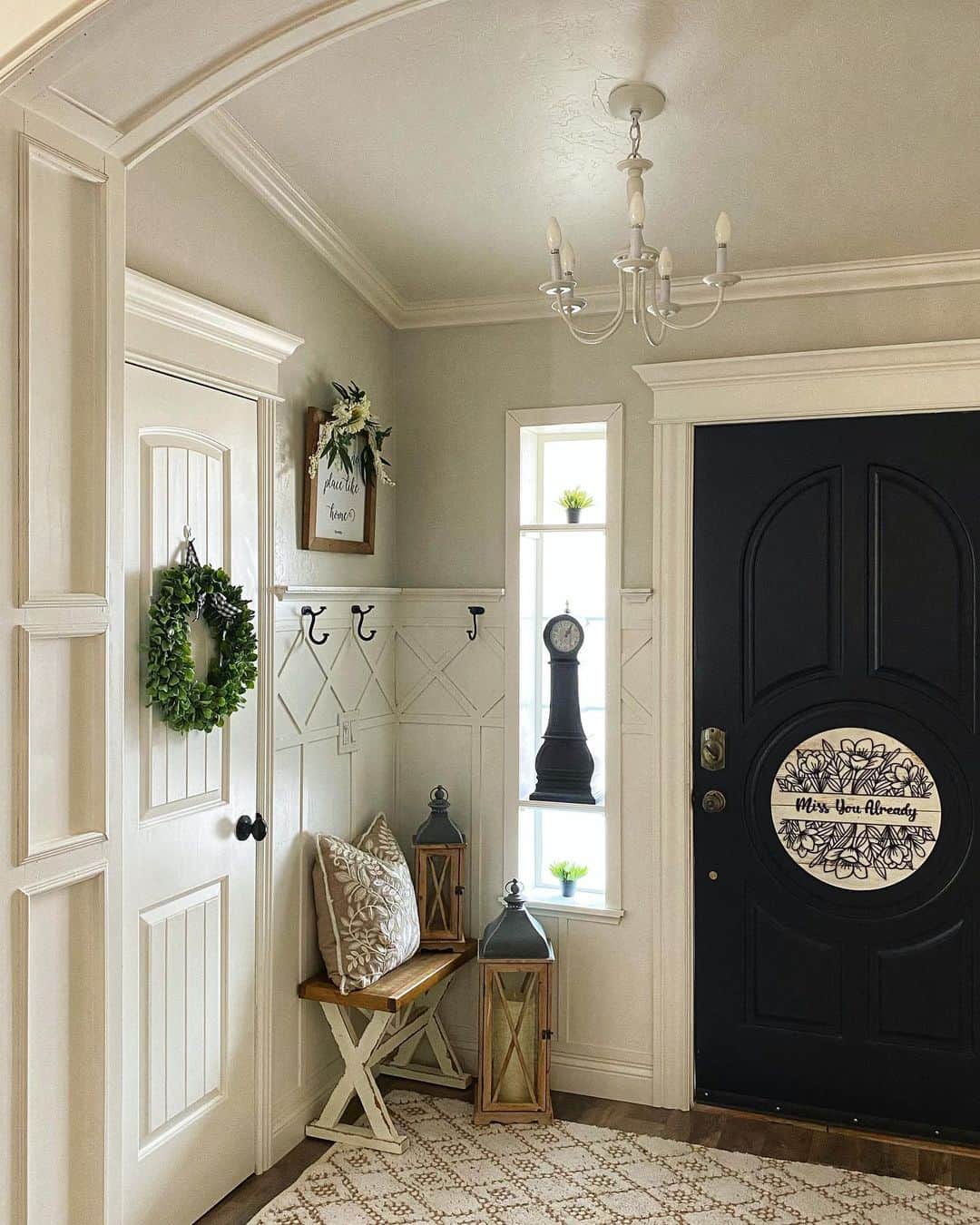 25 Foyer Decor Ideas to Jazz Up Your Entryway