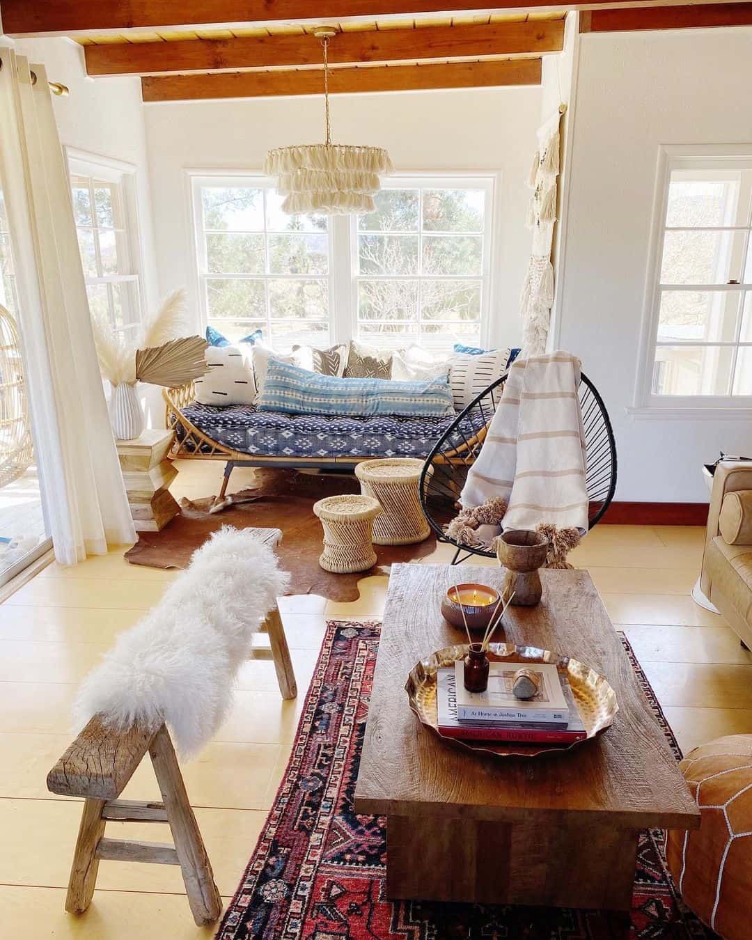 French Single-mounted Windows for a Boho Farmhouse - Soul & Lane