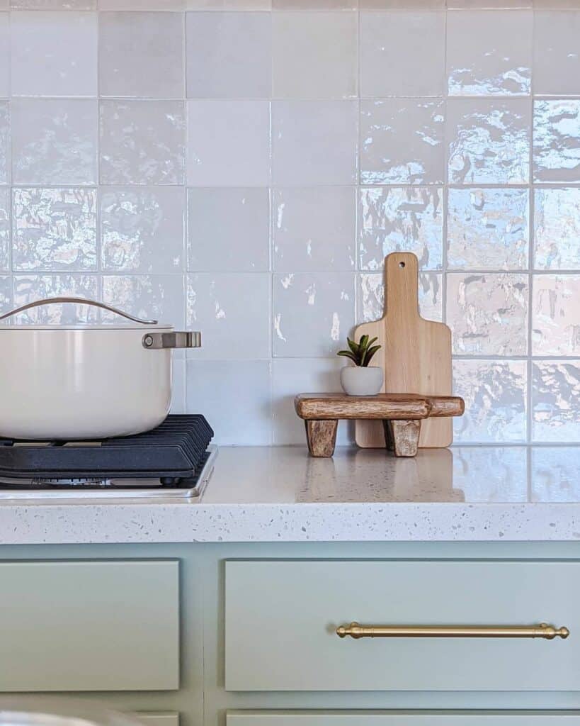 Glossy Modern Kitchen Backsplash Ideas - Soul & Lane