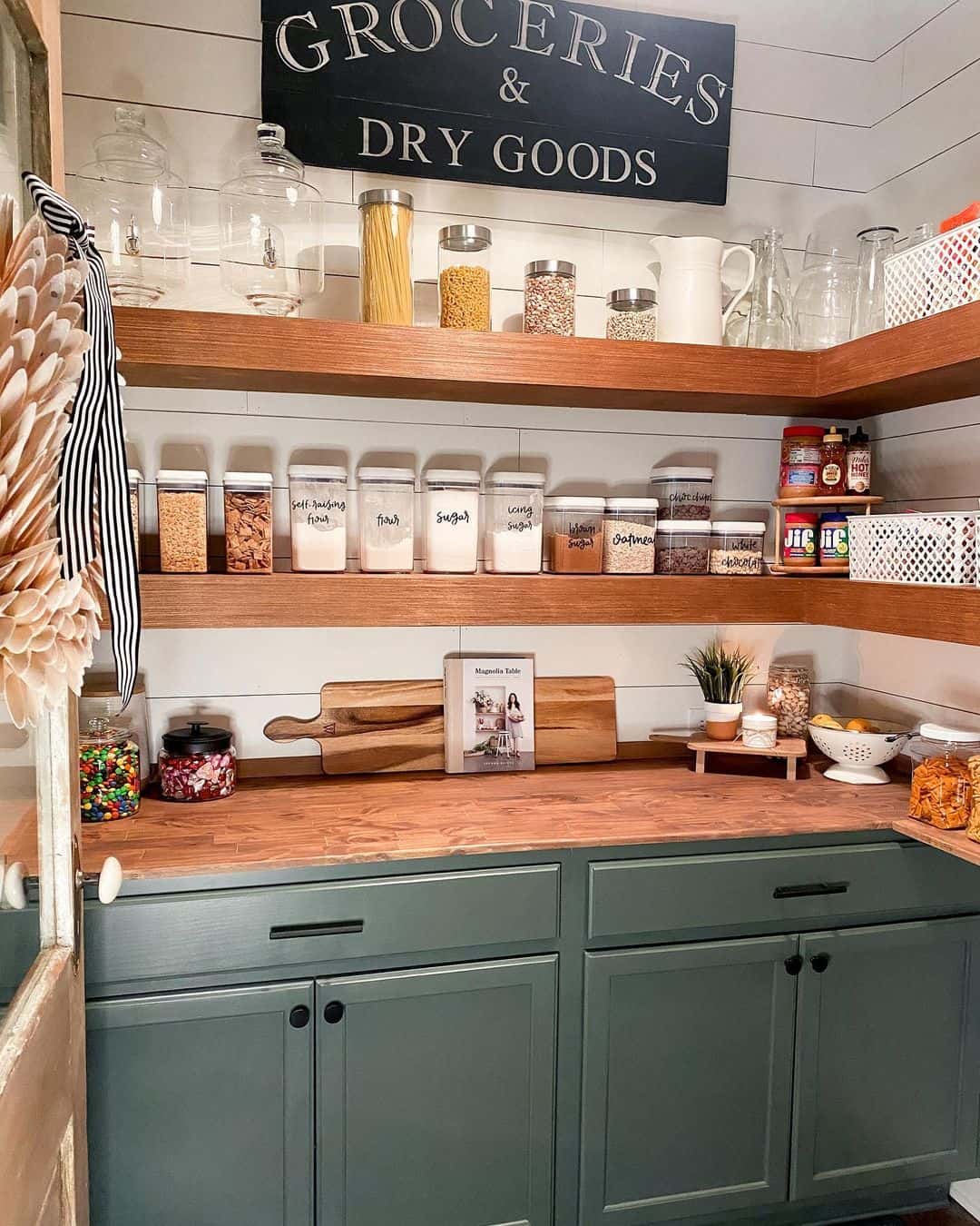 30 Pantry Storage Ideas to Optimize Organization