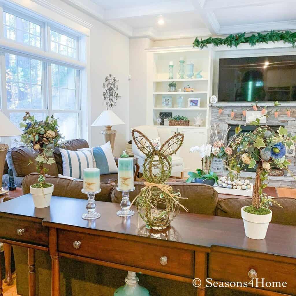 Green and Blue Easter Decorations Ideas - Soul & Lane