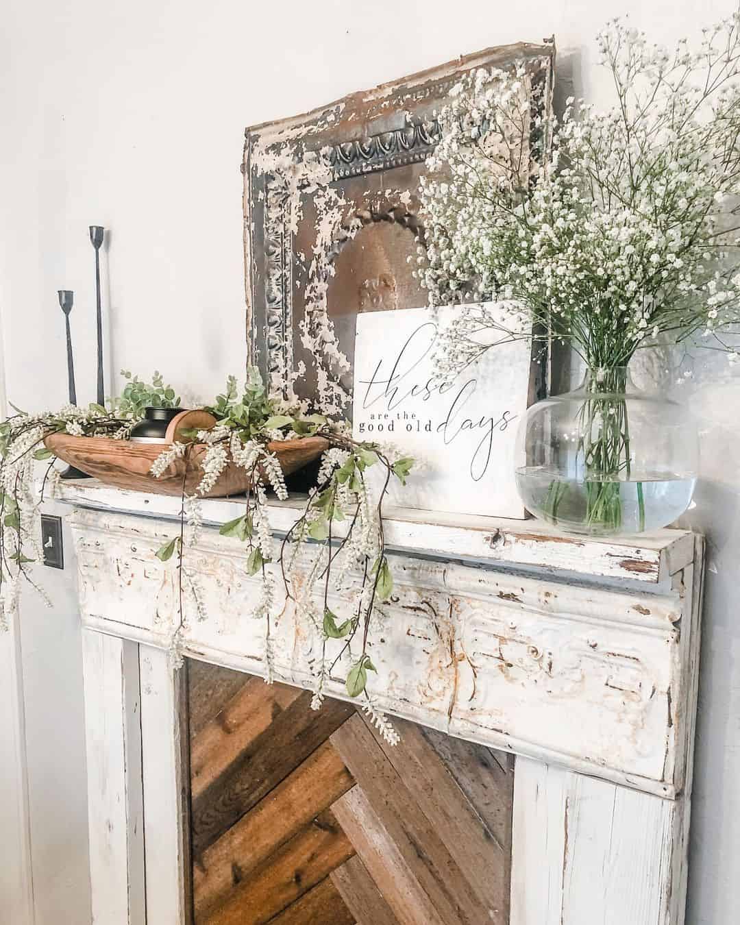 30 Stunning Spring Fireplace Decor Ideas To Inspire