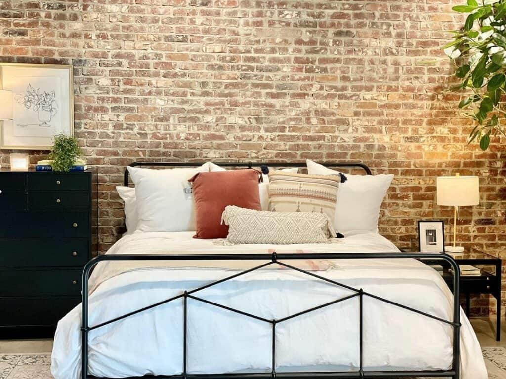 30 Brick Walls to Create an Architectural Feature in Your Home