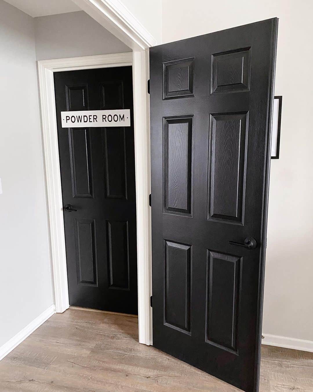 27 Places Within Your Home to Try Tricorn Black by Sherwin Williams 27 Places Within Your Home to Try Tricorn Black by Sherwin Williams