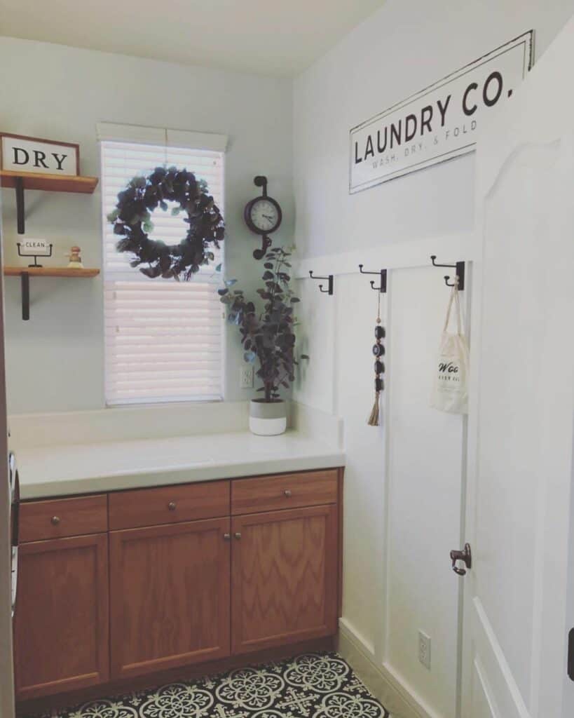 30 Simply Executed Window Décor Ideas For Your Home