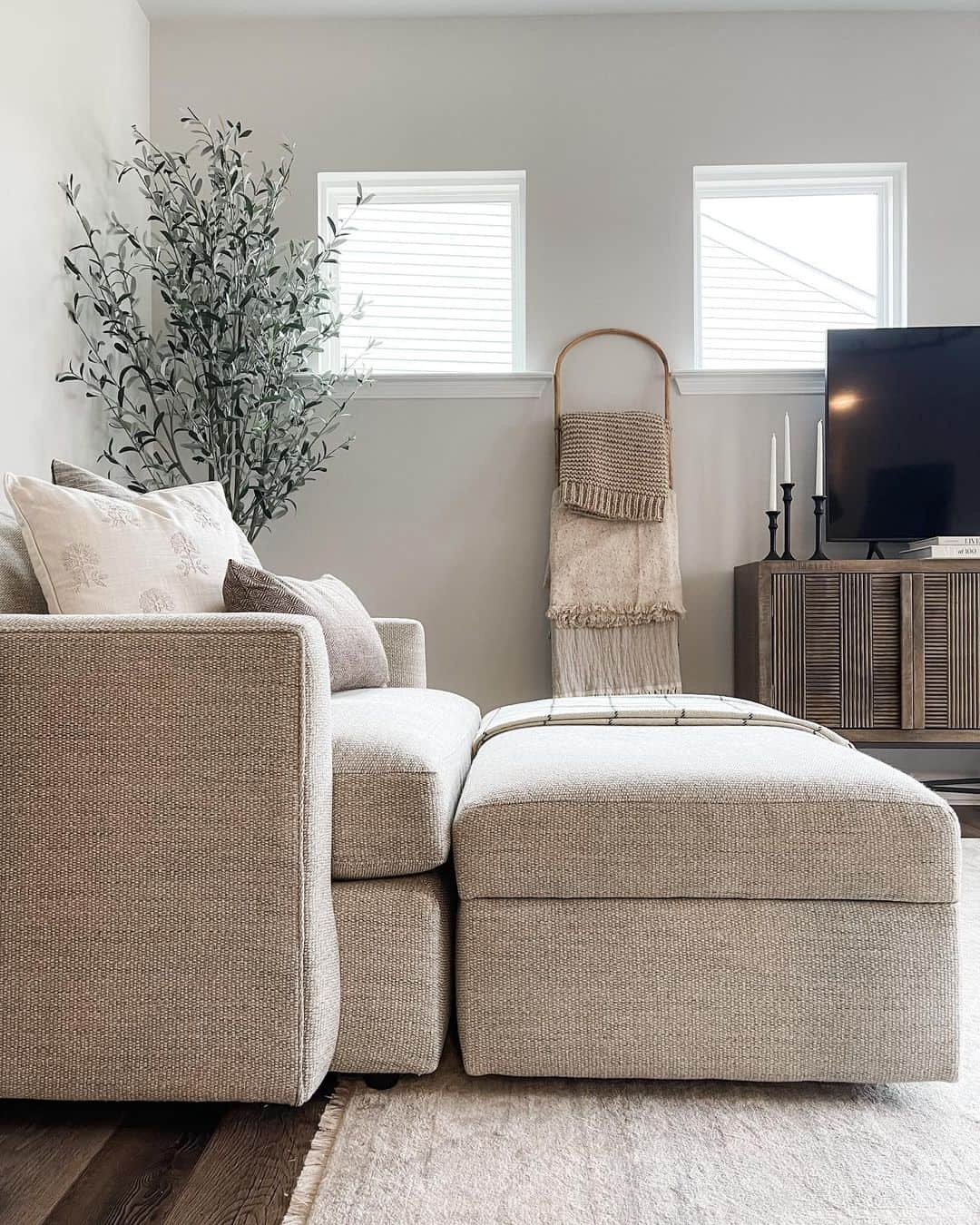 8 Sherwin Williams Evergreen Fog Ideas for Your Entire Home