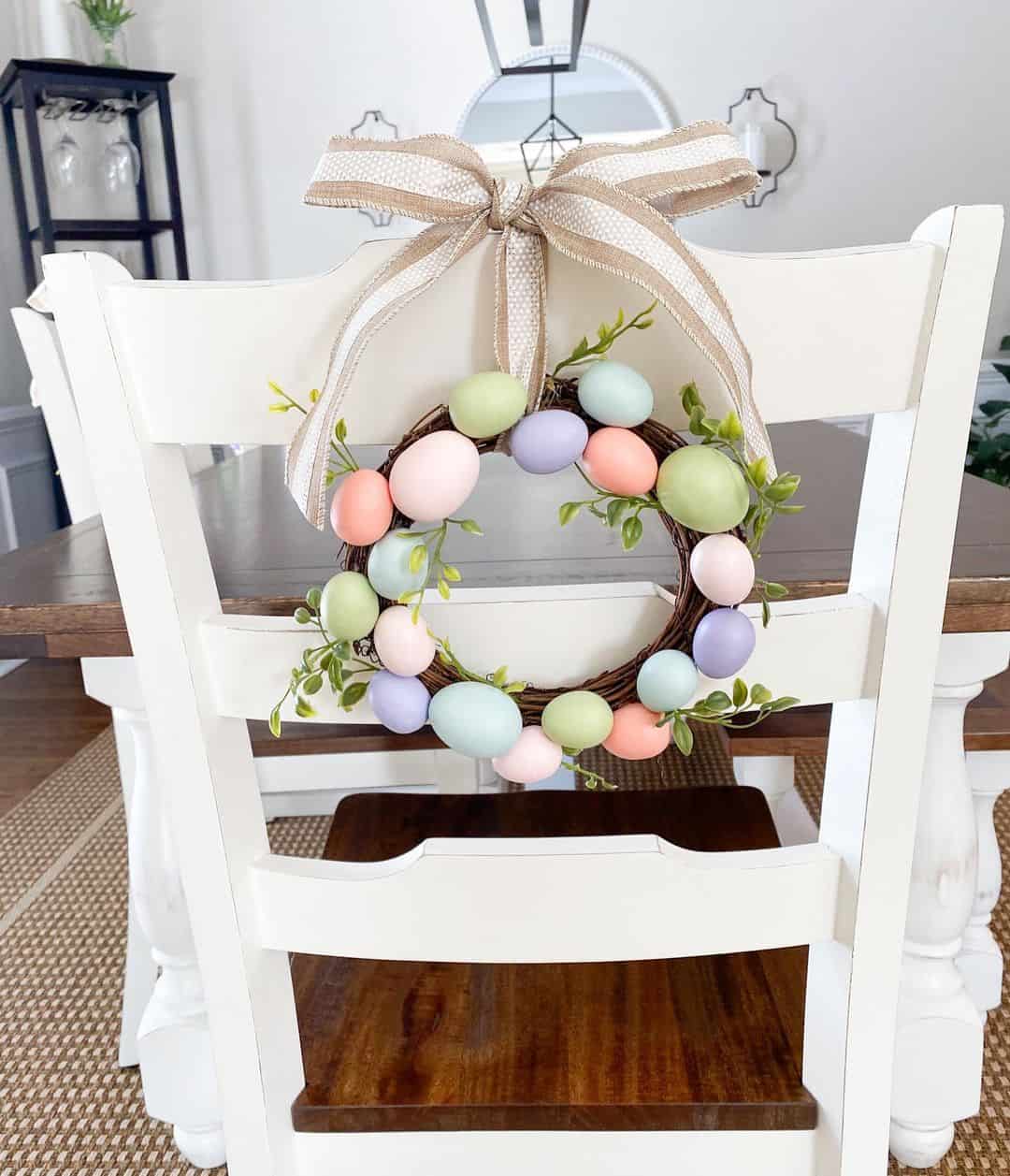 Minimalist and Colorful Easter Décor - Soul & Lane