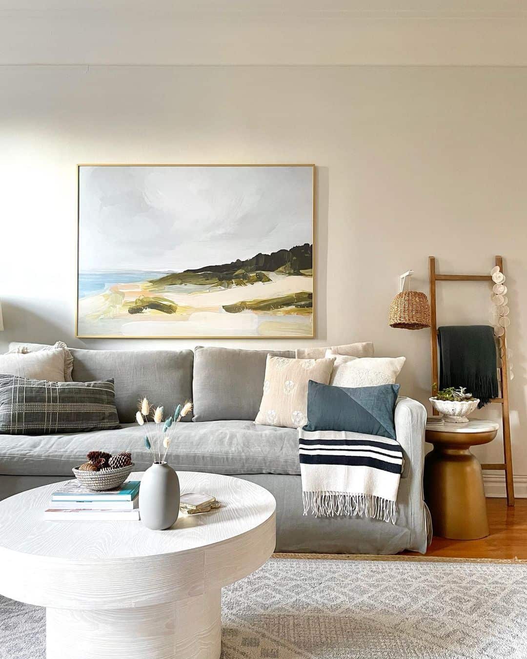 Minimalistic Living Room With a Rustic Touch - Soul & Lane