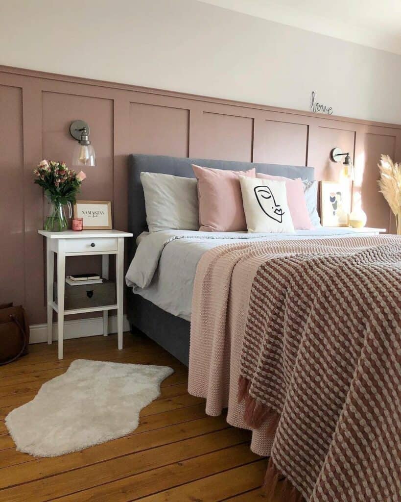29 Elegant Grown-up Pink Bedroom Décor for Feminine Appeal