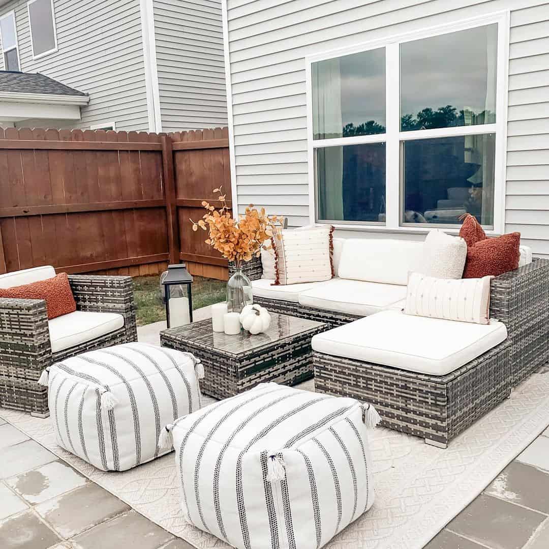 Neutral Patio Design - Soul & Lane