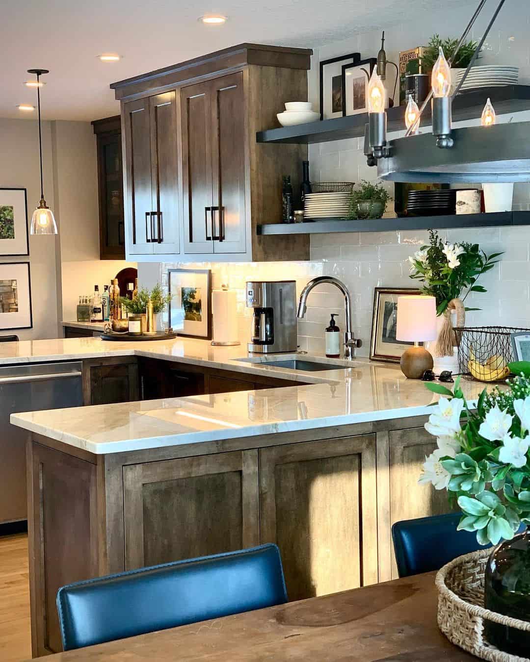 29 Designs With White Quartz Kitchen Countertops