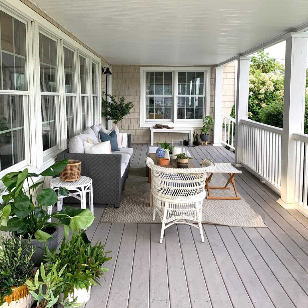 Simple White Railing on Wide Front Porch - Soul & Lane