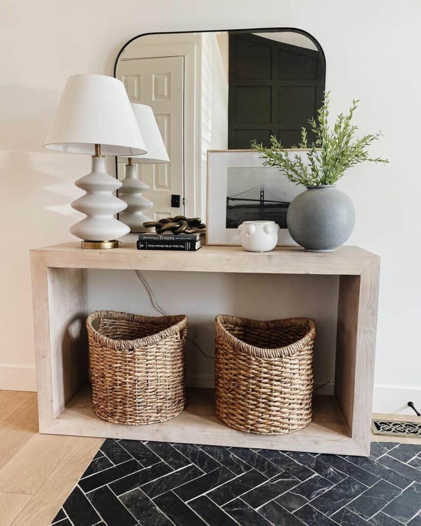 29 Fabulous Tiled Entryway Ideas