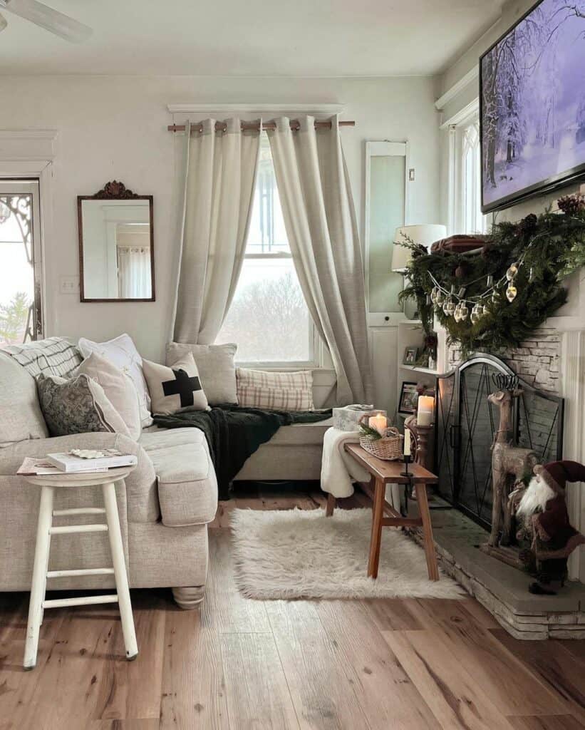 22 Hugely Inspiring Small Living Room Ideas