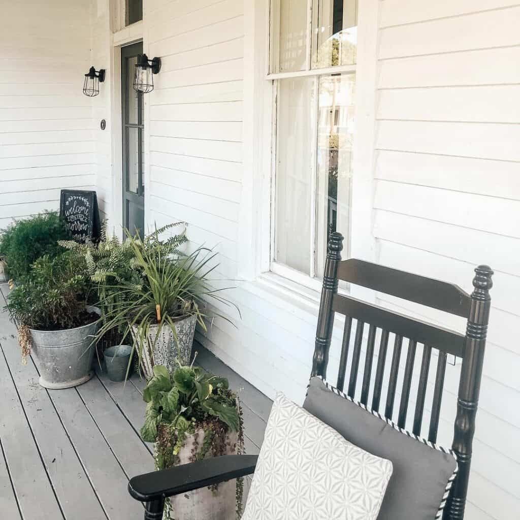 27 Small Porch Decorating Ideas That Have a Big Effect