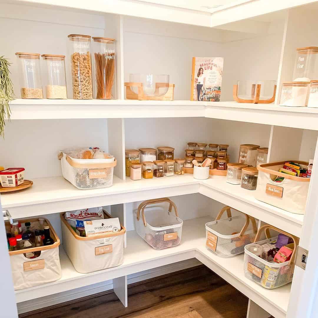30 Pantry Storage Ideas to Optimize Organization