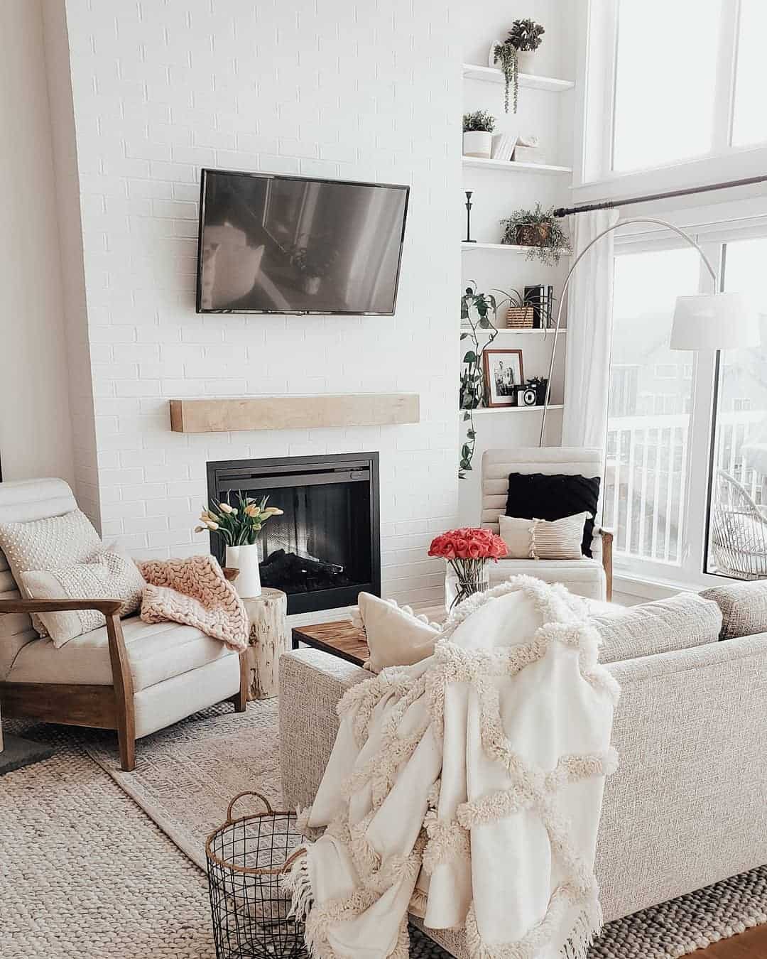 30 Living Room Window Styles That Add Character to Your Home