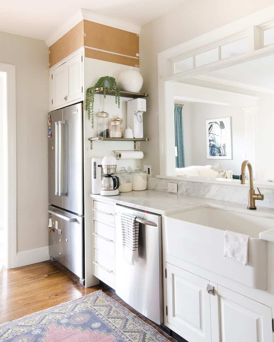 30 Kitchen Countertop Organization Ideas for Optimizing Space