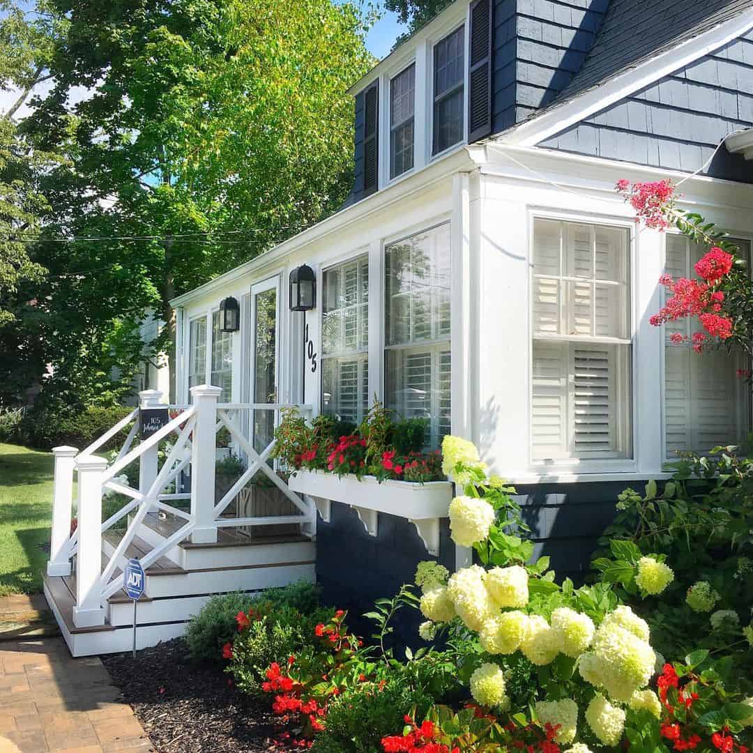 White Criss-cross Railings - Soul & Lane