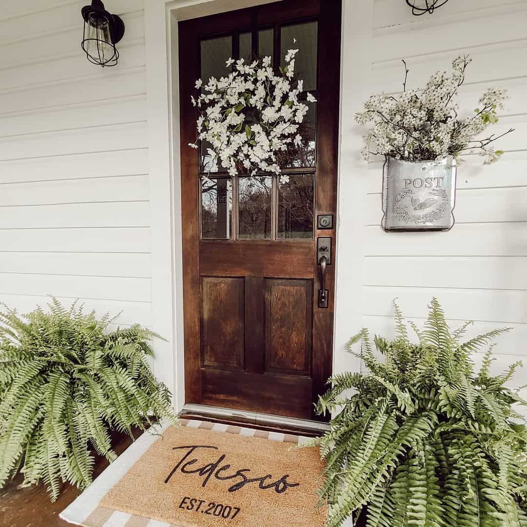 27 Small Porch Decorating Ideas That Have a Big Effect