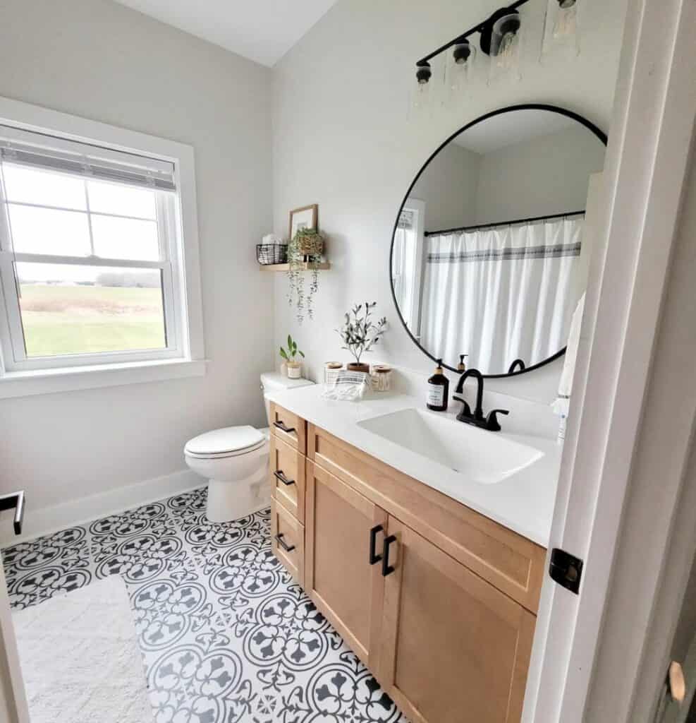 Bathroom With Patterned Monochrome Flooring - Soul & Lane
