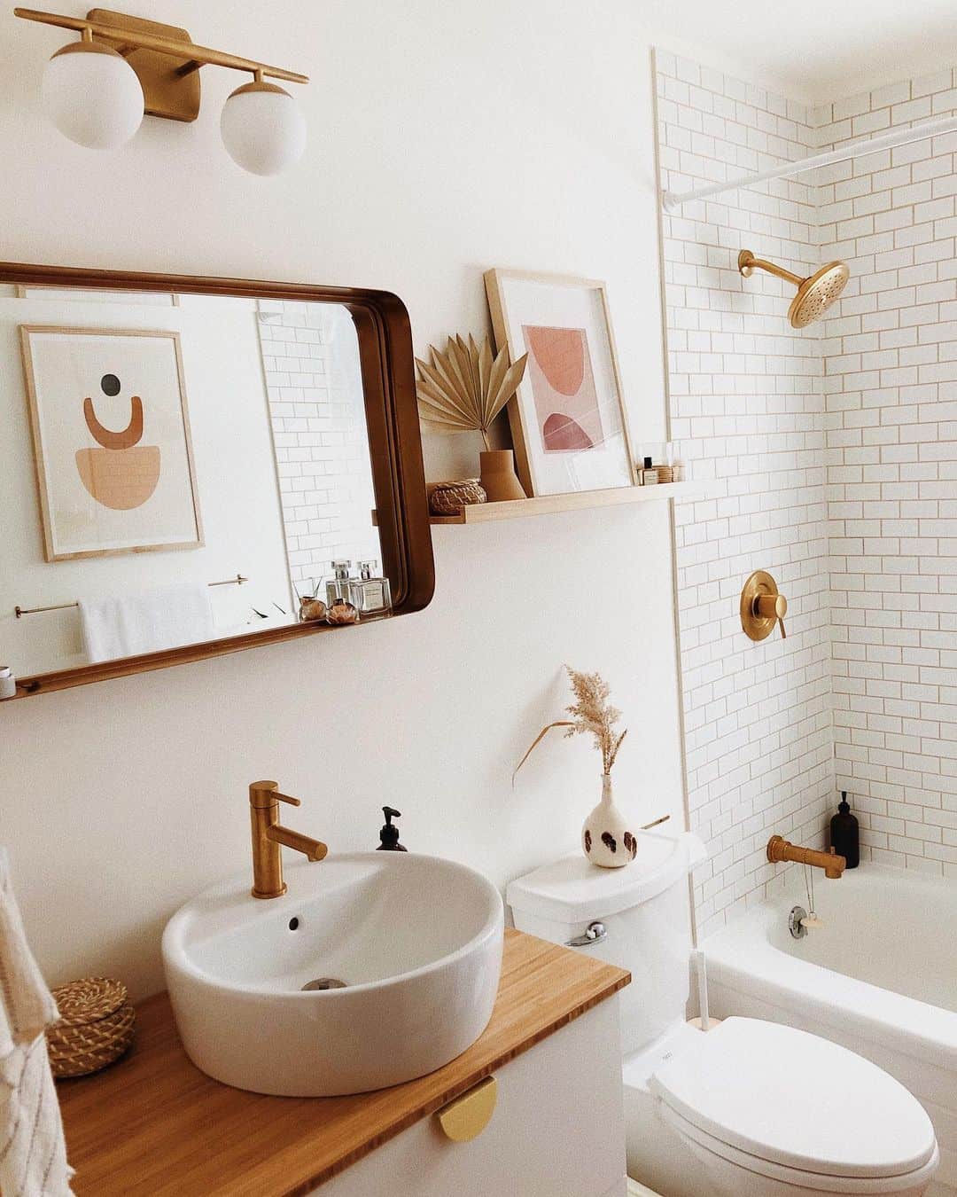 Brass Hardware Throughout the Bathroom - Soul & Lane