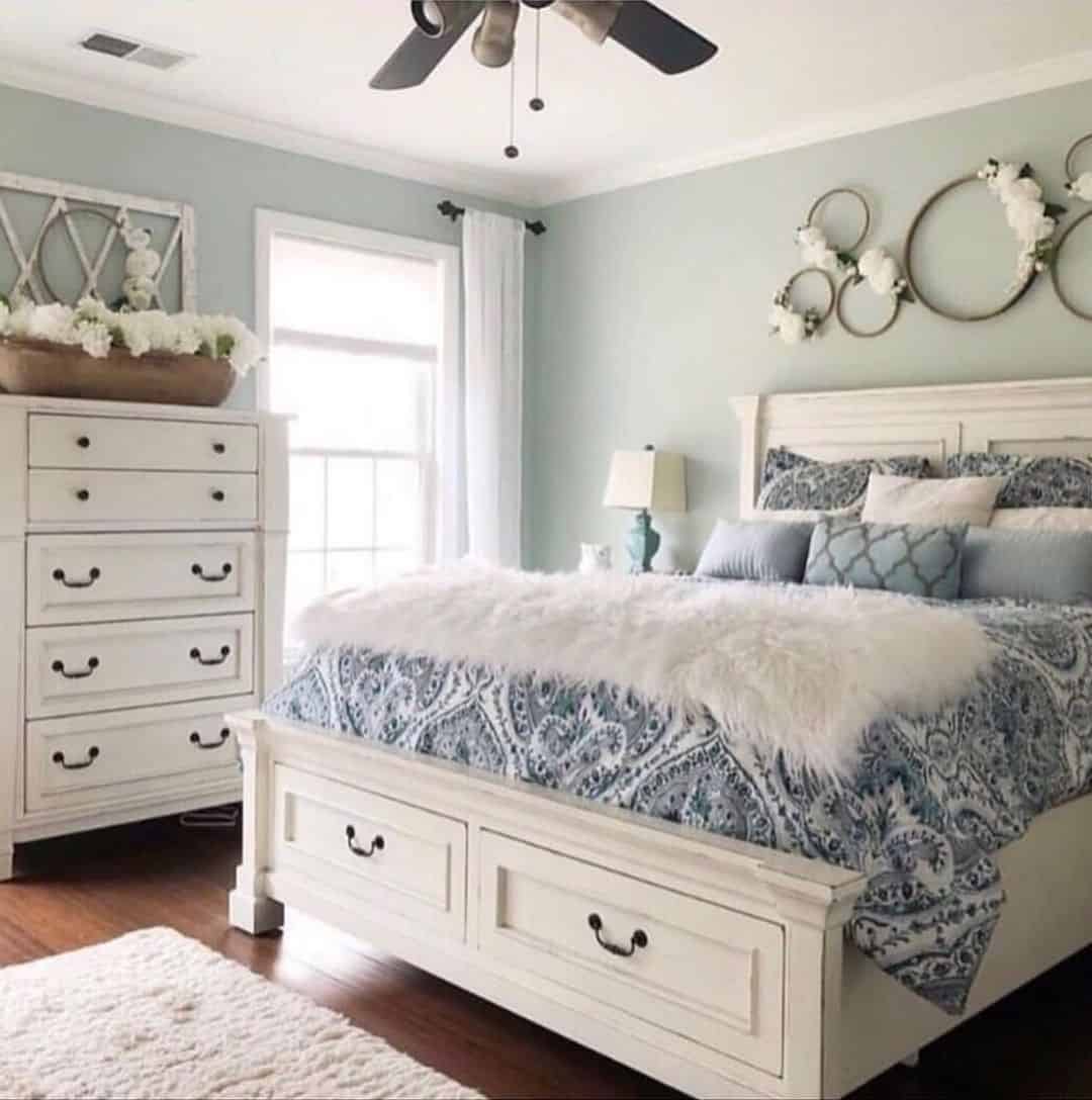 15 Light Blue Bedroom Designs for a Perfect Night’s Sleep