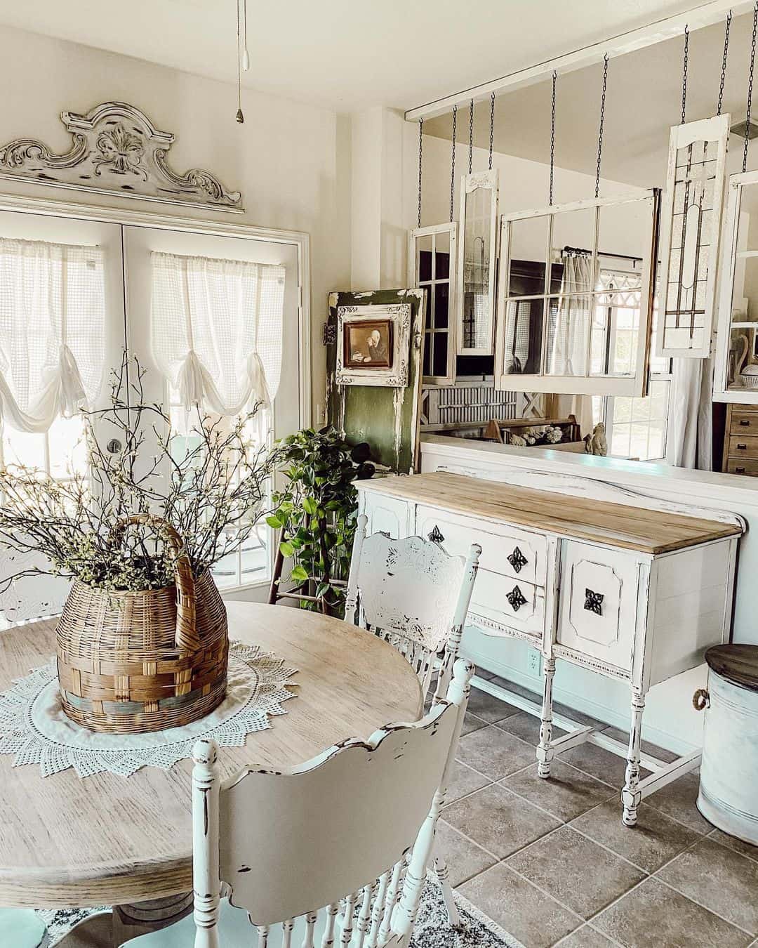 27 Dining Room Centerpieces Ideas to Style Your Table