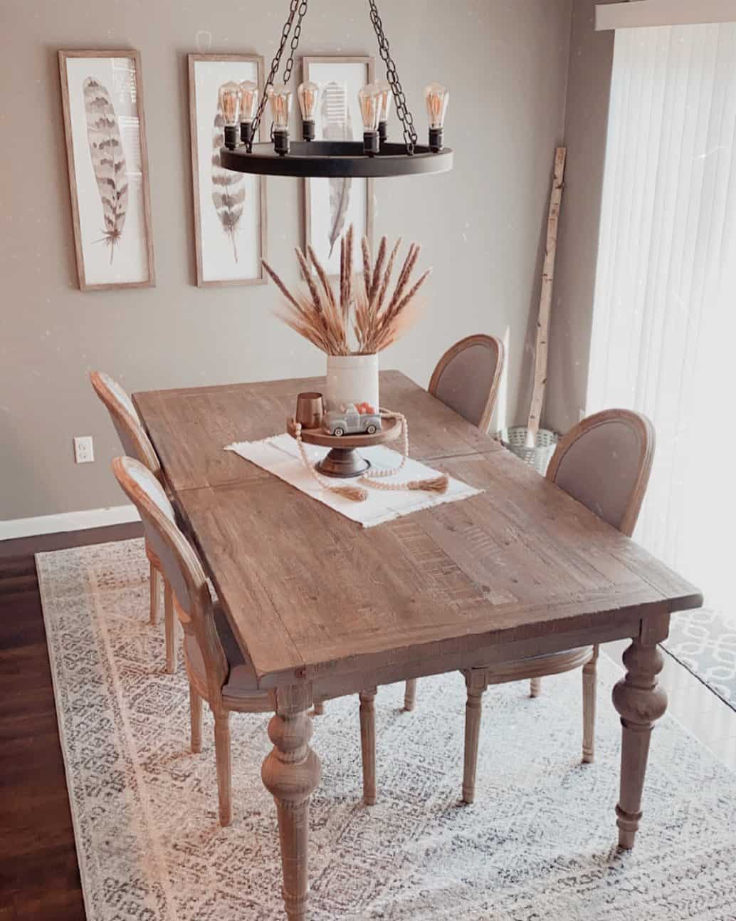 Minimalist Boho Décor for a Taupe Dining Room - Soul & Lane