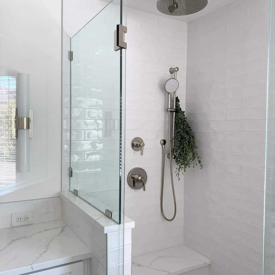 28 Modern Shower Tile Ideas That Will Revitalize Your Home