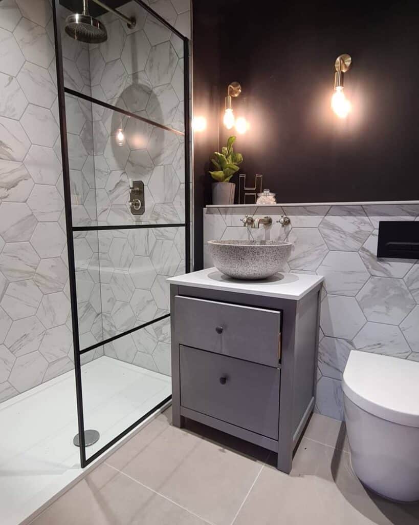 29 Beautiful Small Bathroom Walk-in Shower Ideas and Designs