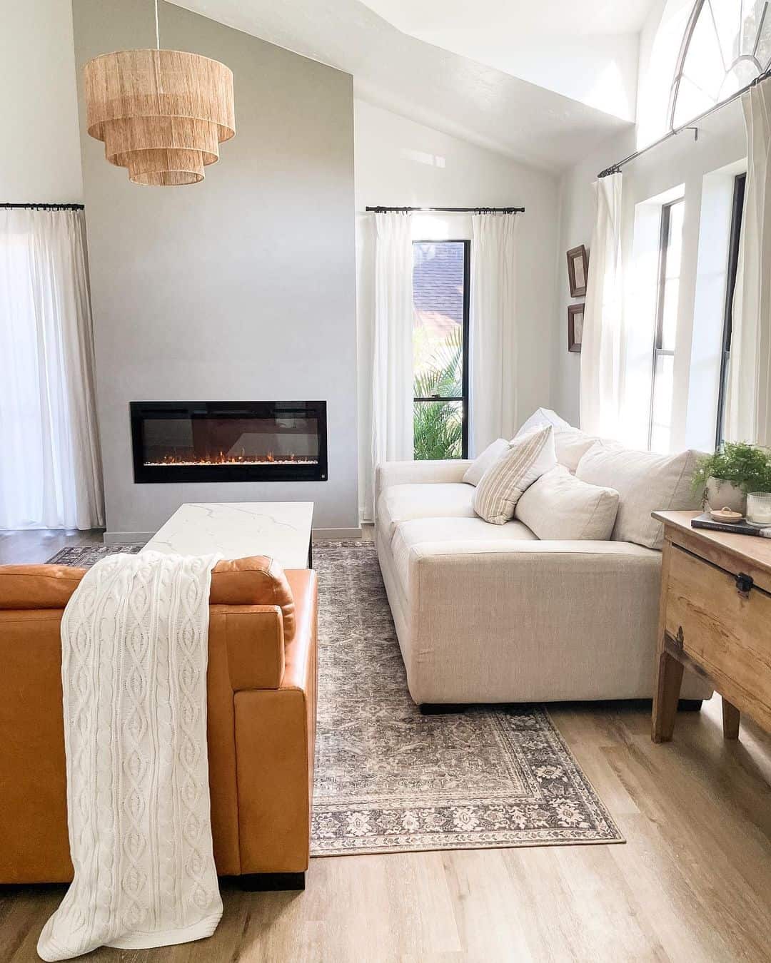 Neutral Palette for Mesmerizing Appeal - Soul & Lane