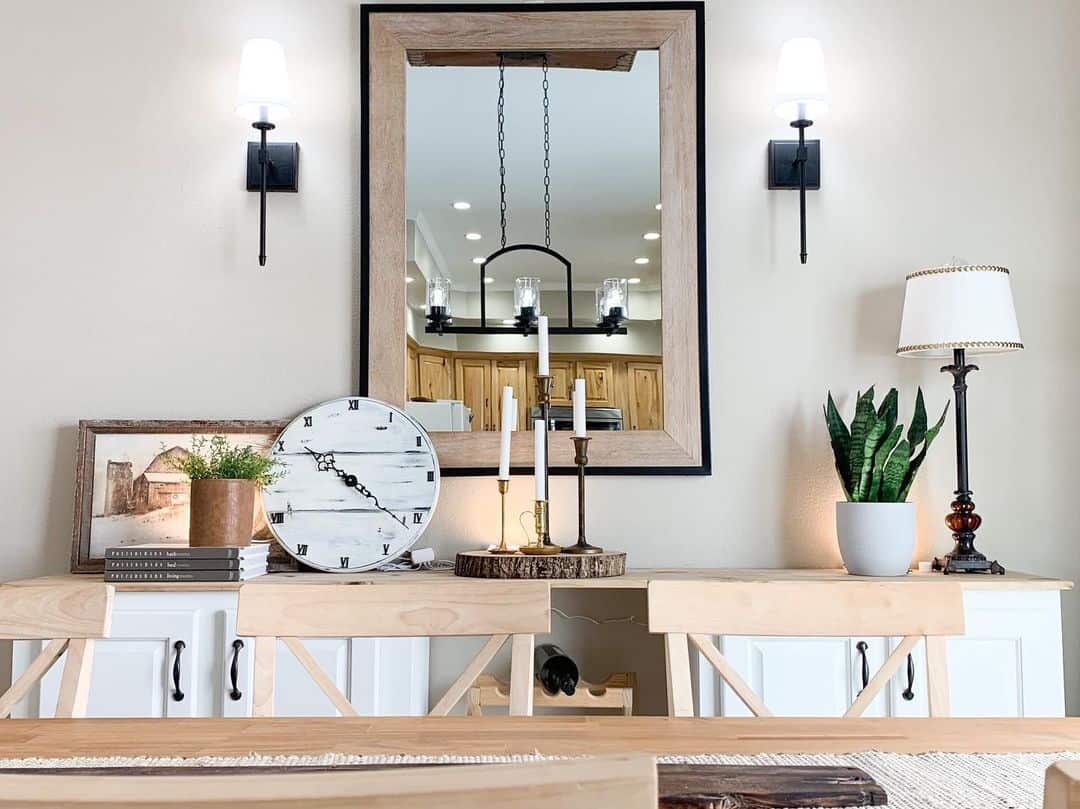 Organic-inspired Decorations for a Modern Dining Space - Soul & Lane