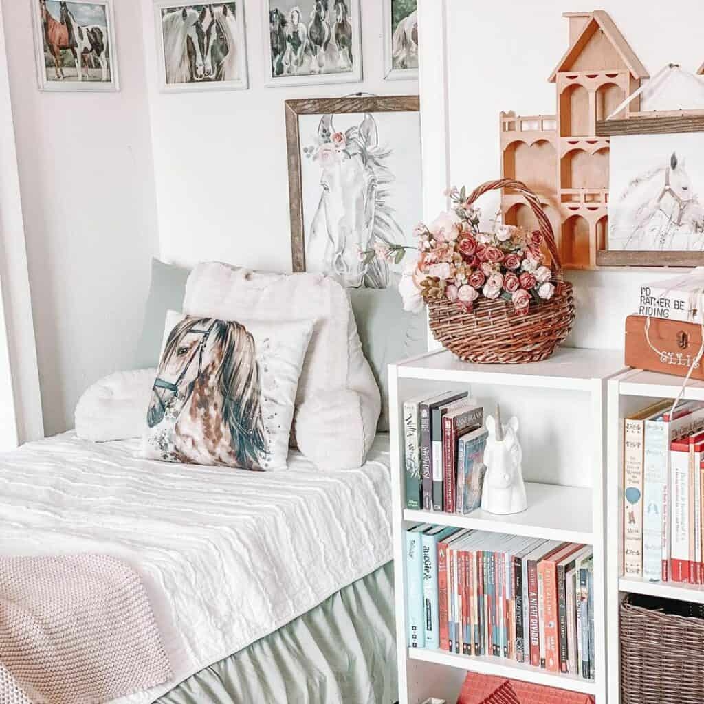 28 Fun Ways to Display Cute Bedroom Ideas