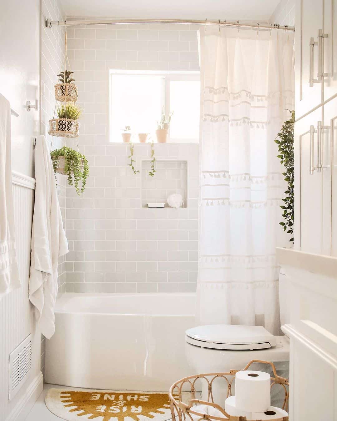30 Shower Curtain Ideas To Add Style to Your Bathroom