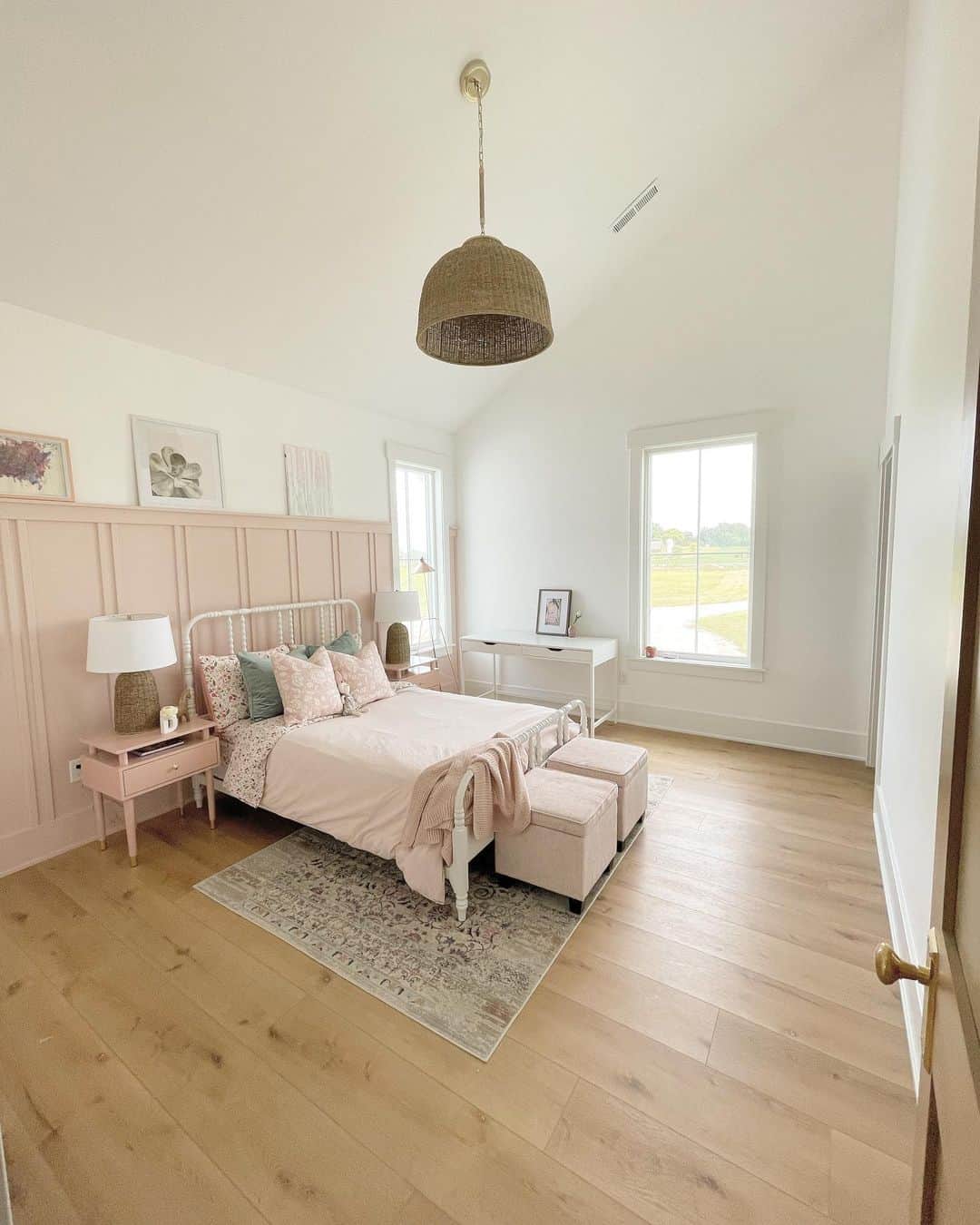 29 Gorgeous Bedroom Flooring Ideas to Update Your Room