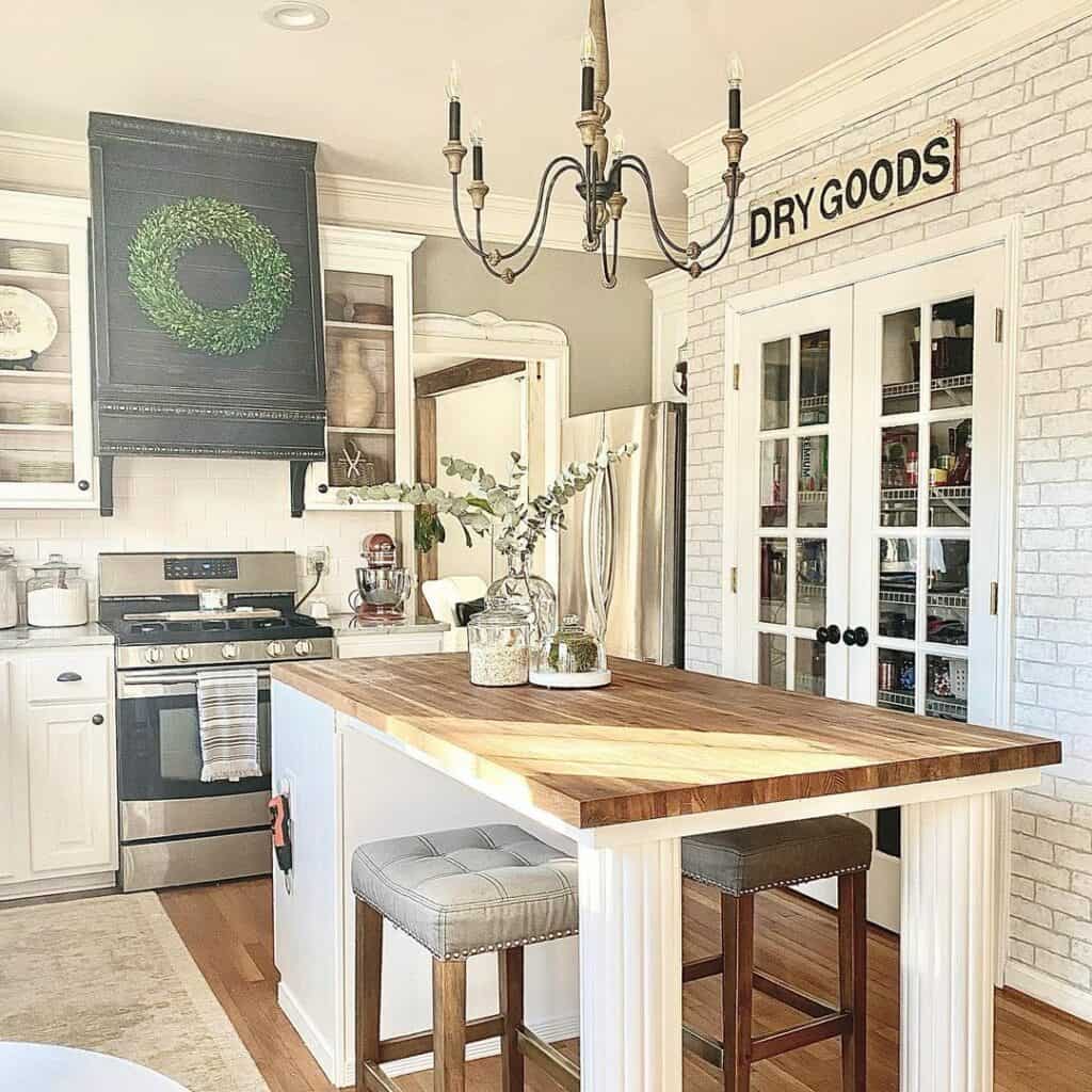 Cottage-style Kitchen Pantry Ideas for Small Spaces - Soul & Lane