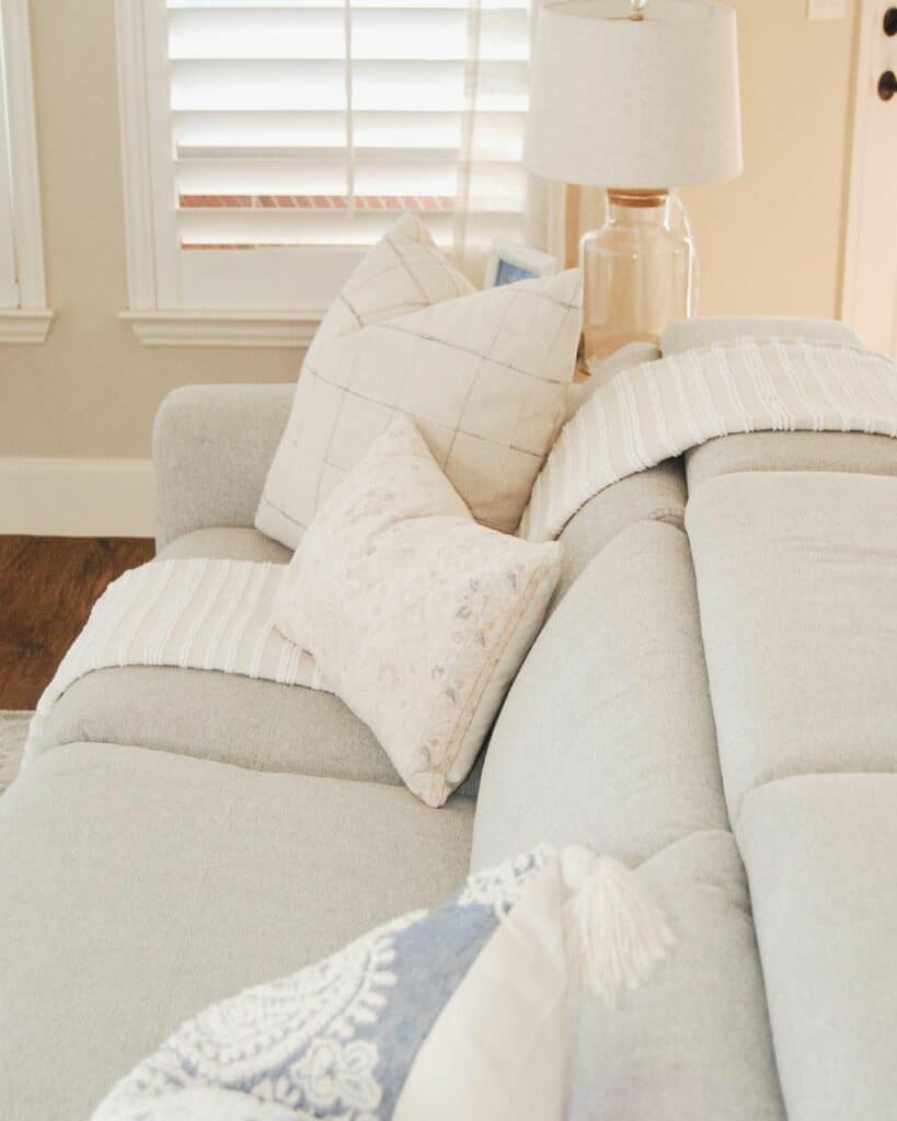 Creamy White Living Room Design - Soul & Lane